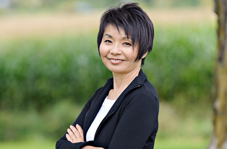 Women Living Fully - Woman of the Week: Colleen Kanna